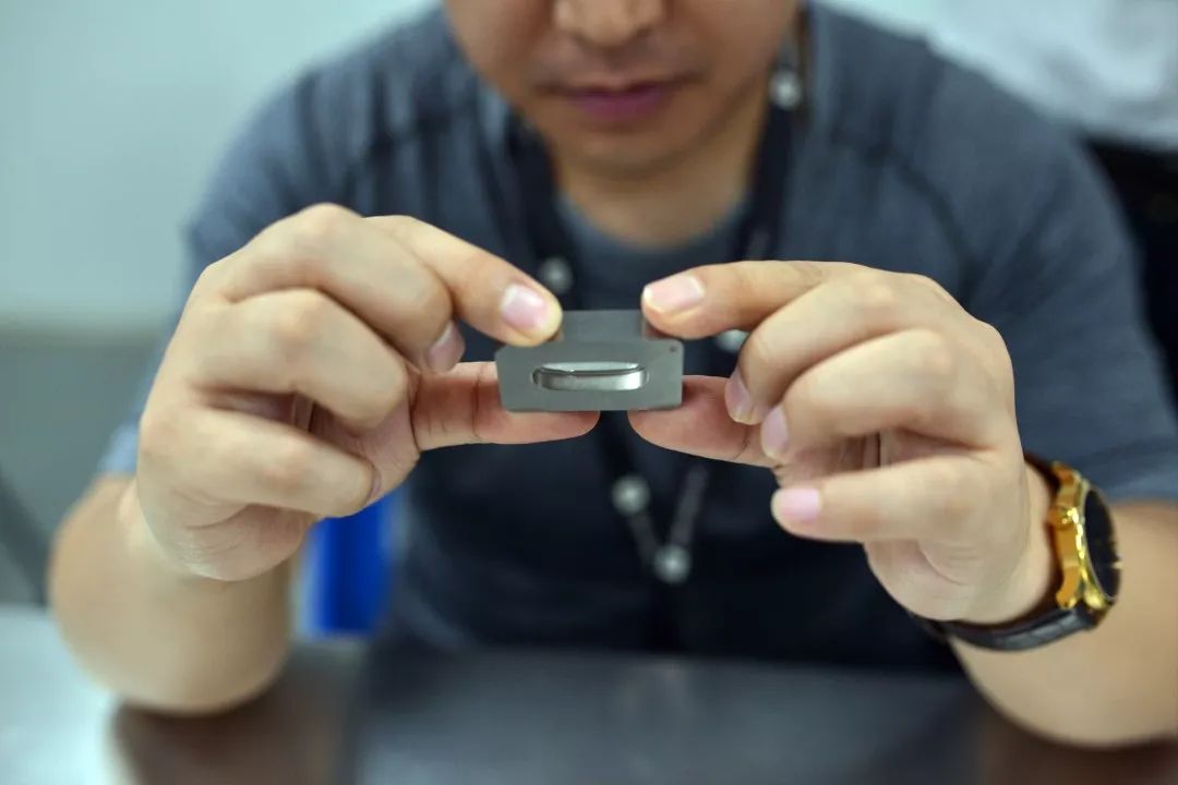 Approach the professional vape manufacturer Smoore | VAPE HK