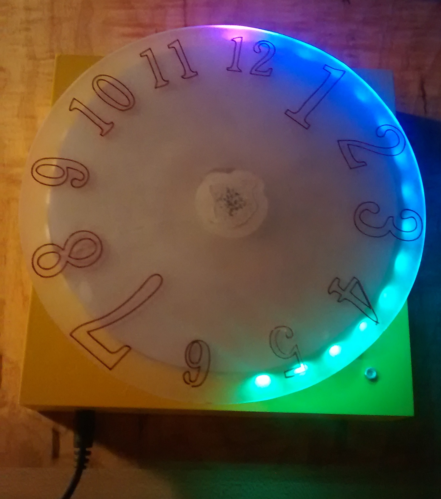 ROUND ABOUT Clock – WoodUino.ca