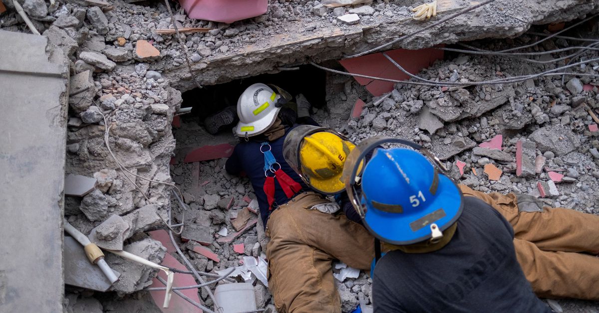 Sixteen people found alive in rubble, three days after earthquake