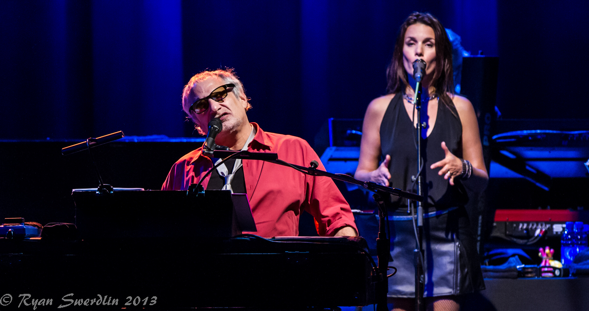 Picture Book and Live Review: Steely Dan LIVE @ Verizon Wireless ...