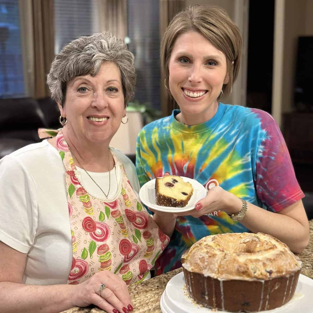 Lemon Blueberry Pound Cake - Dinner in 321