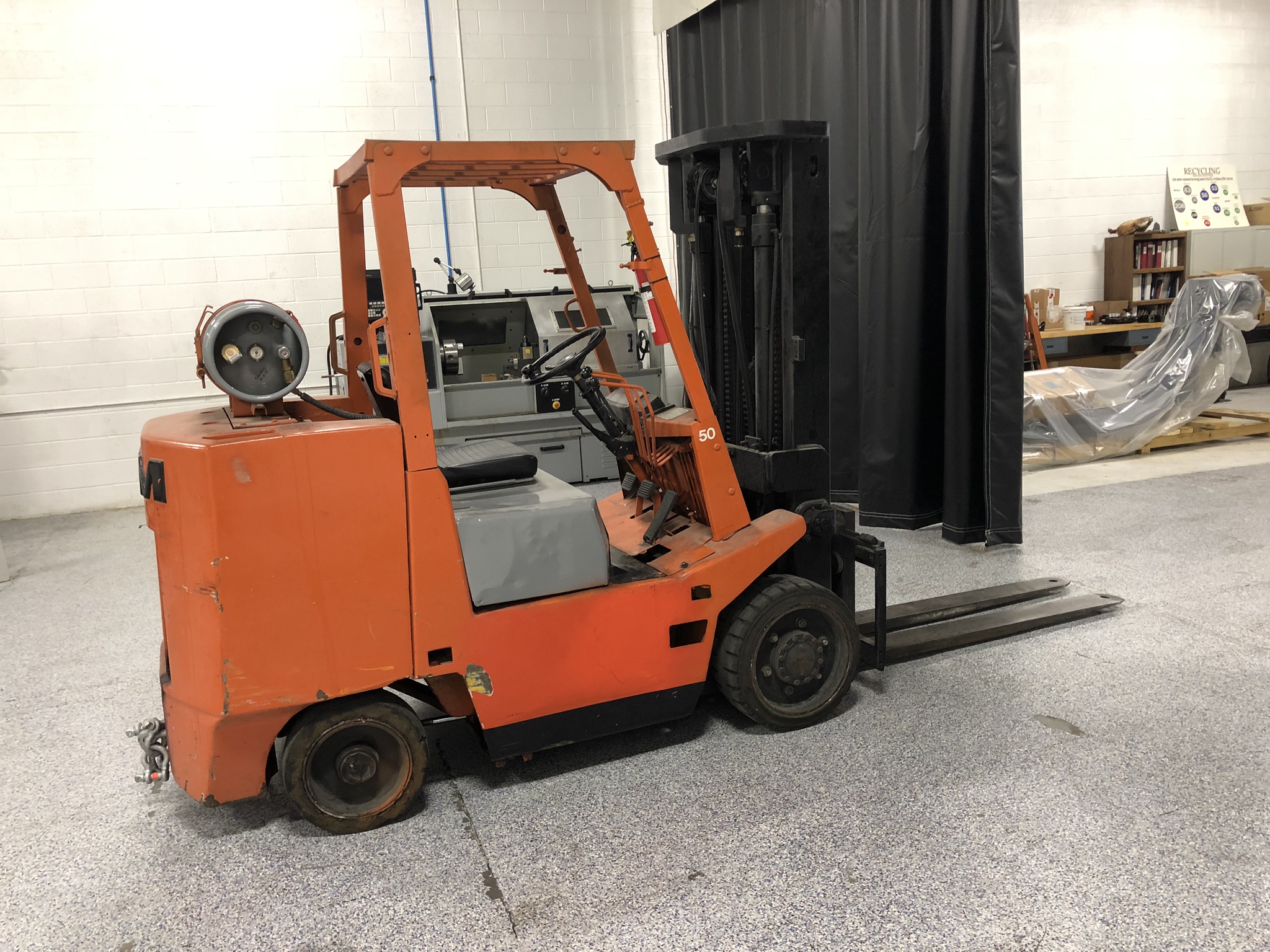 5000 LBS Forklift - Dogface Heavy Equipment Sales : Dogface Heavy ...