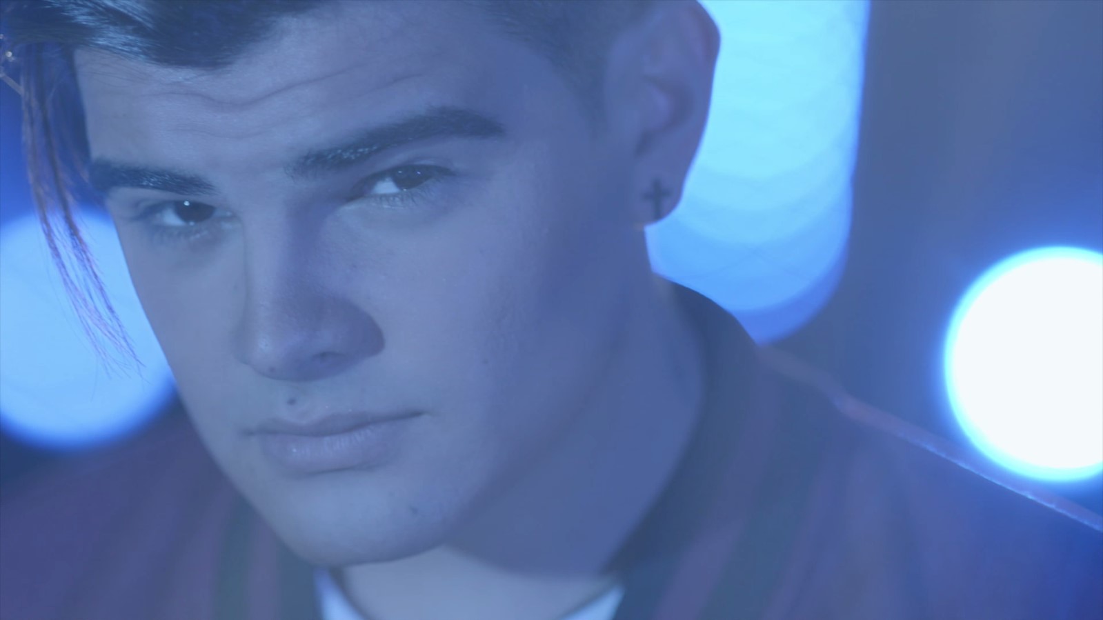 Jonathan Moly estrena videoclip de su tema “Una bendición”