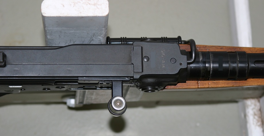 SIG Stgw 57 – Forgotten Weapons