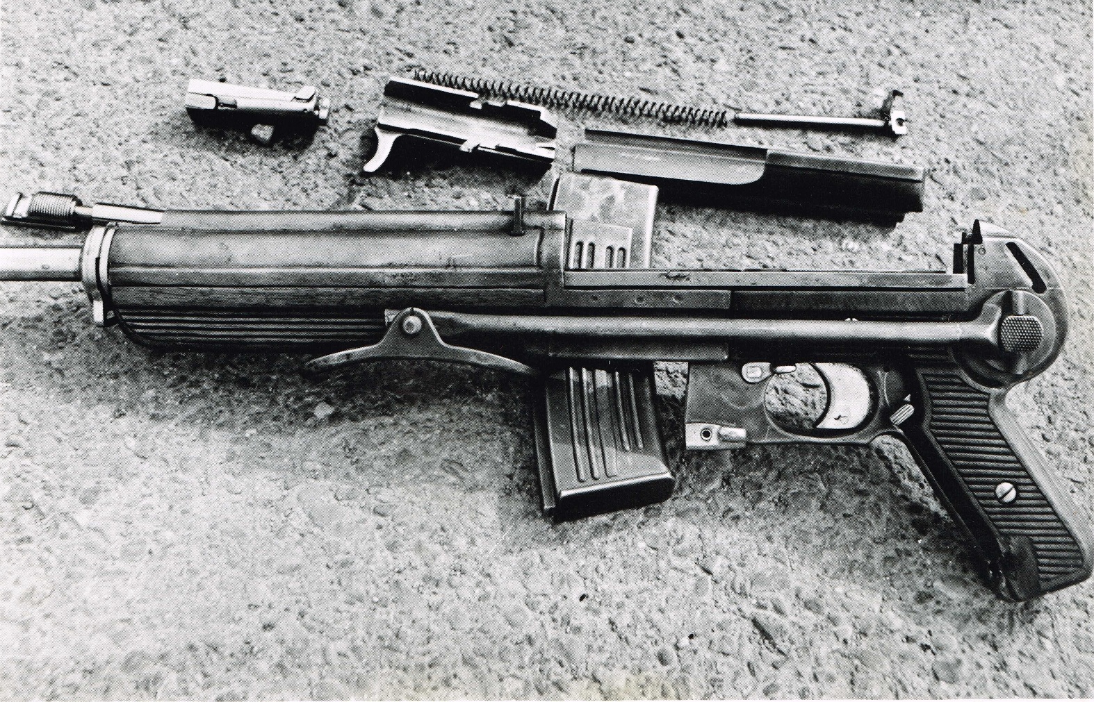 Caveat Emptor – “StG45 Prototype” – Forgotten Weapons
