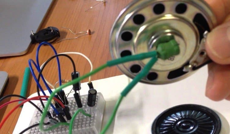 Rainfall Detector Alarm Using 555 Timer And Rain Sensor