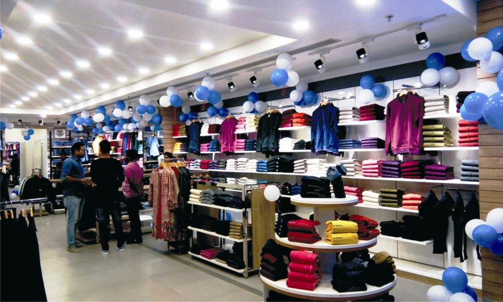Monte Carlo exclusive brand outlet in Dehradun | Nav Uttarakhand